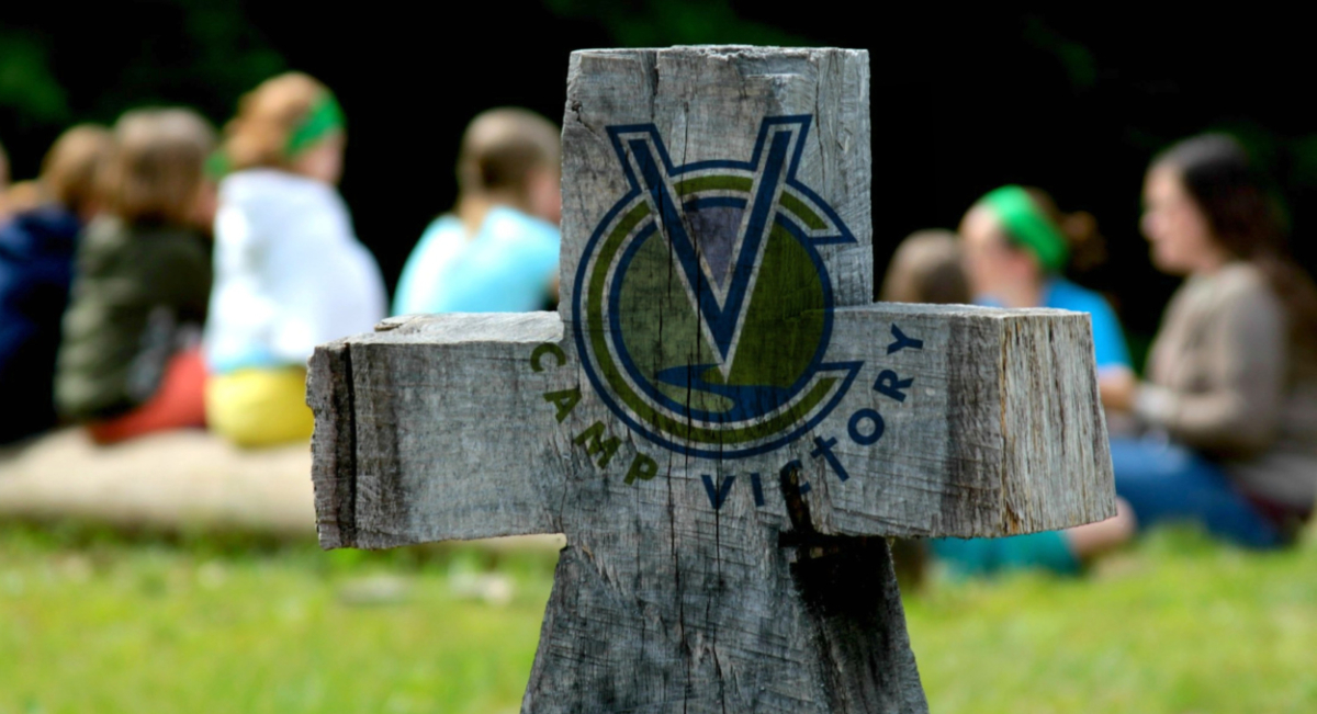 Applause - Camp Victory